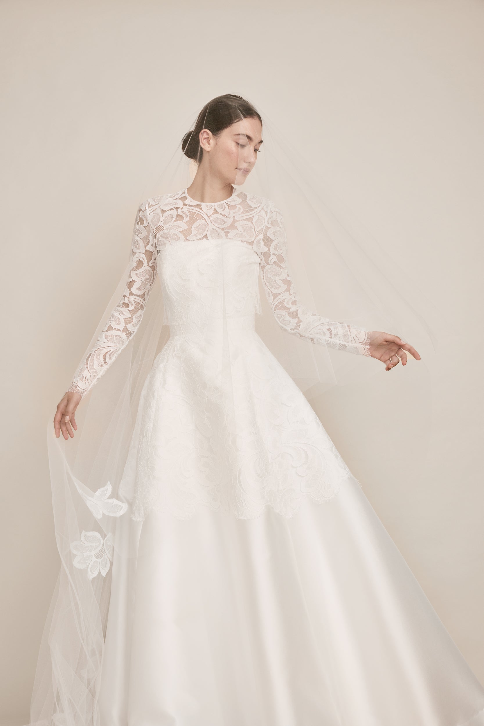 The Elizabeth Veil – Lela Rose